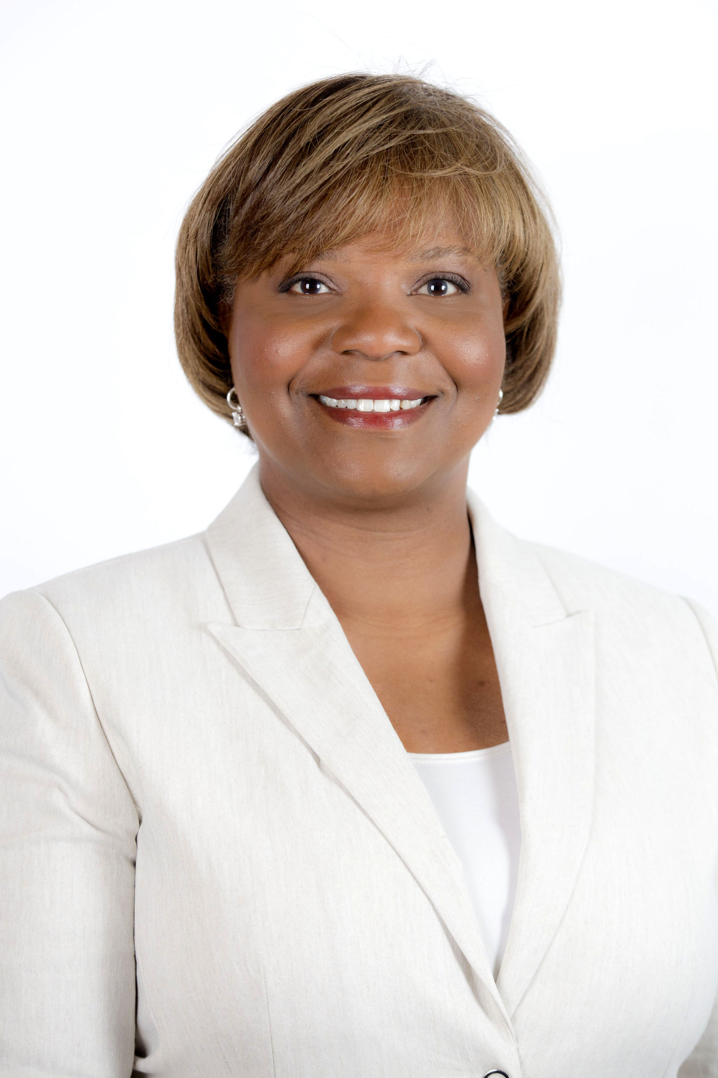 Sandy_Gordon_2018 Headshot (002).jpg | Delta News Hub